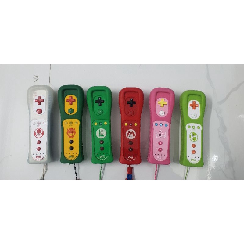 Limited edition Wii remote motion plus controller set Mario-Peach ...