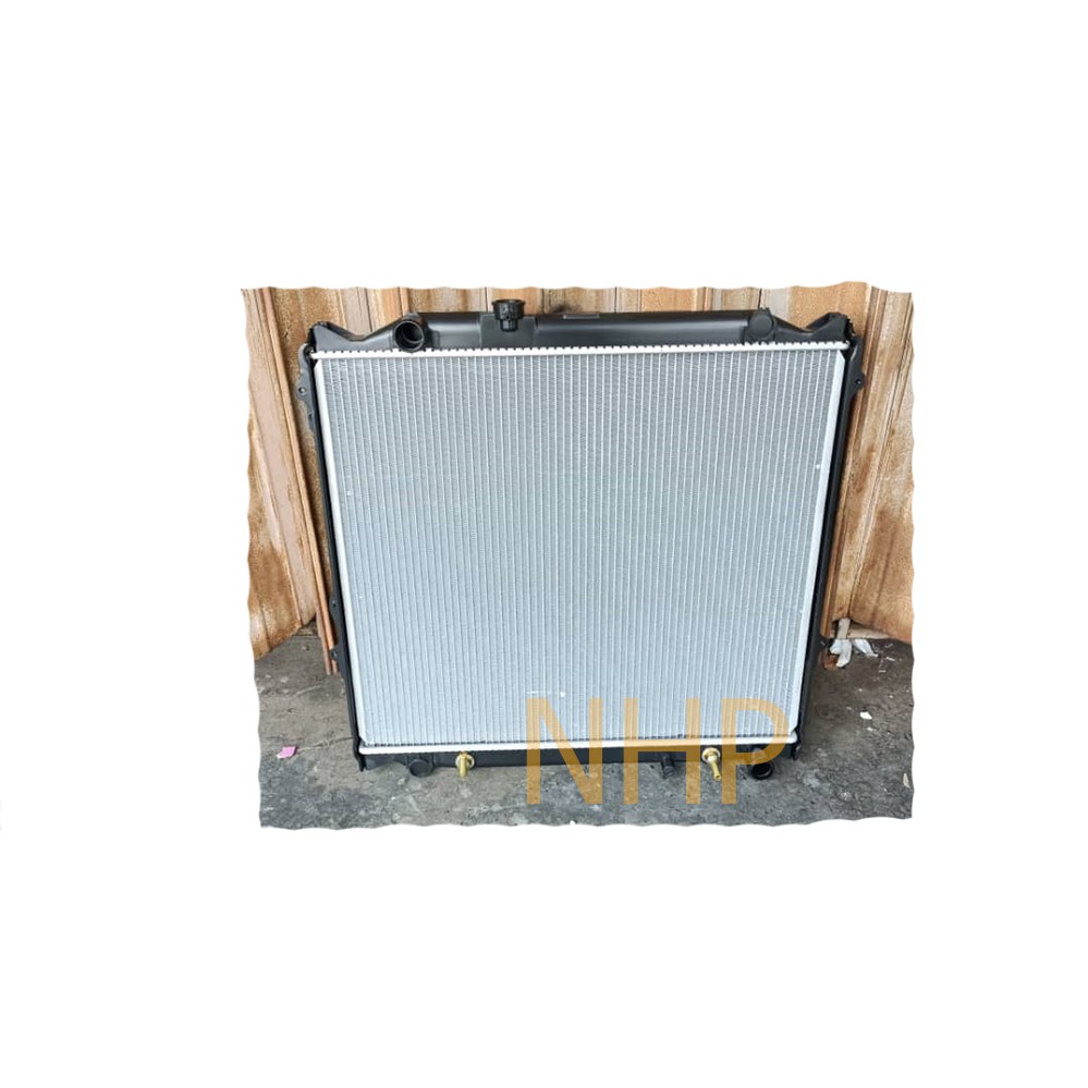 Toyota Prado RZJ95 Radiator (Auto) 26mm (Diesel) | Shopee Malaysia