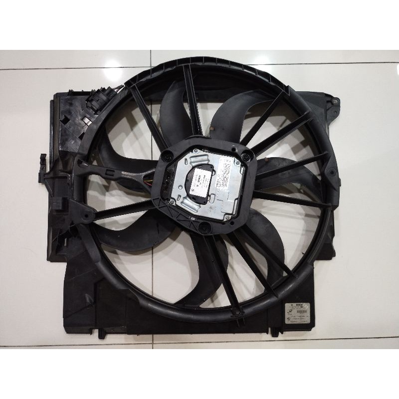 BMW E90 335i radiator fan original | Shopee Malaysia