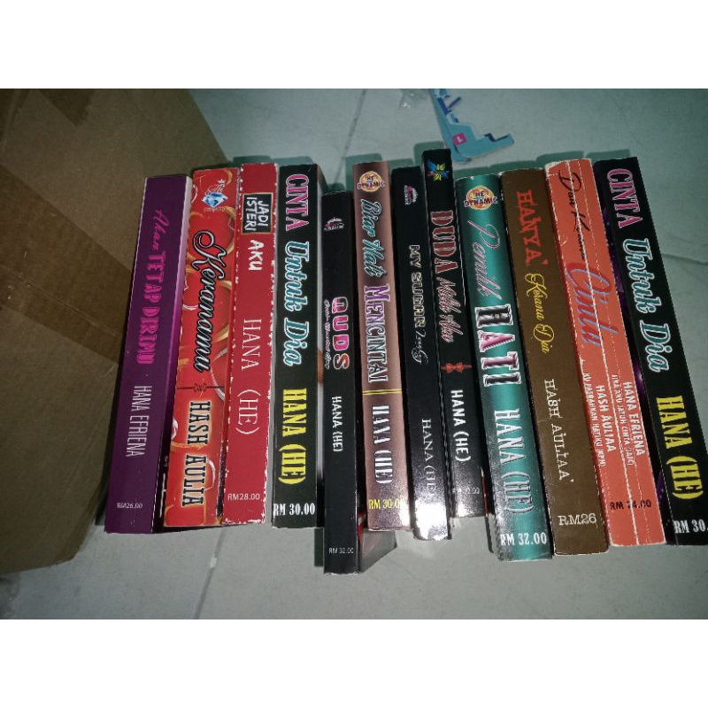 koleksi novel Preloved hash aulia Dan hana(he) | Shopee Malaysia