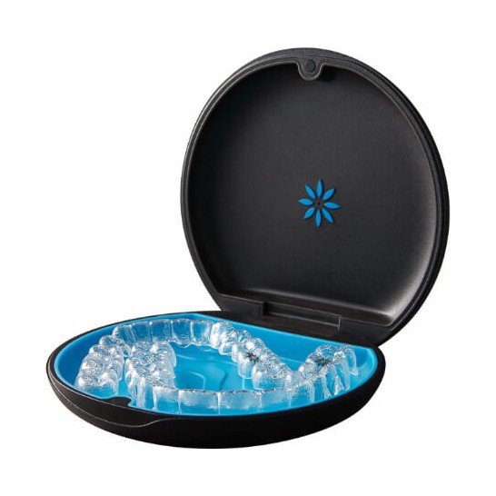 Invisalign Retainer Box Black Clear Orthodontic (Invisalign Aligner ...