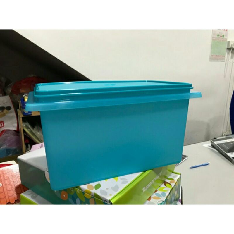 Buddy box 5liter/bekas tupperware besar 5liter/ bekas beras tupperware ...