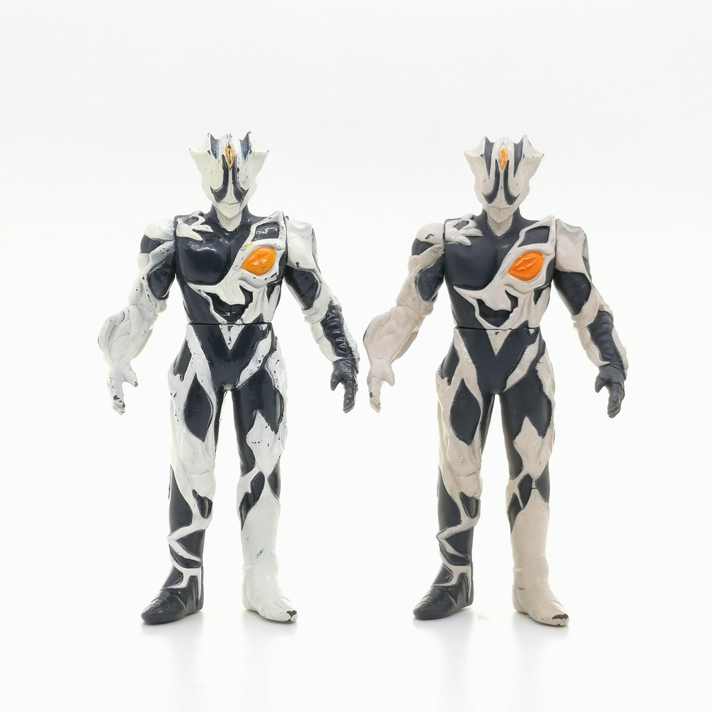Pre Owned 1996 Bandai 6.5 inch UMS Kyrieloid Ultraman Kaiju Alien Ultra ...