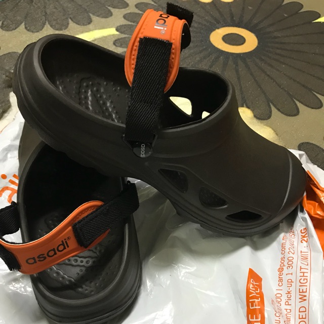 Asadi Clog Sandals (Brown) | Shopee Malaysia