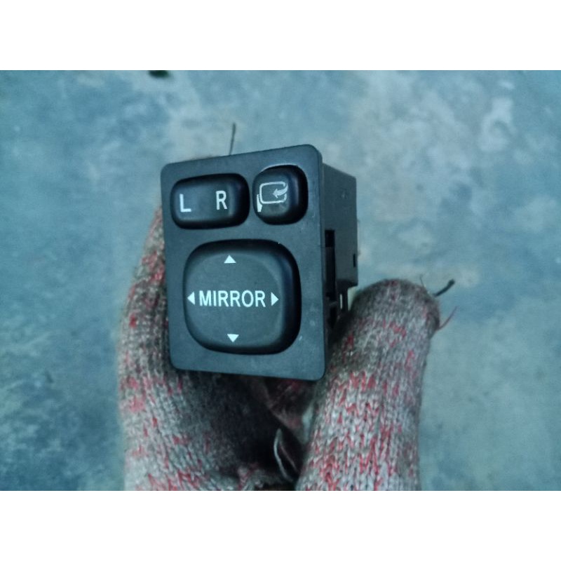 With Socket Side Mirror Switch Toyota with built-in Lamp Light Suis ...