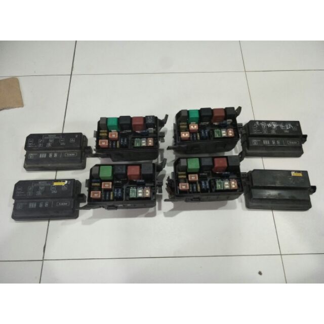 Fius box toyota ae100 ae101 | Shopee Malaysia
