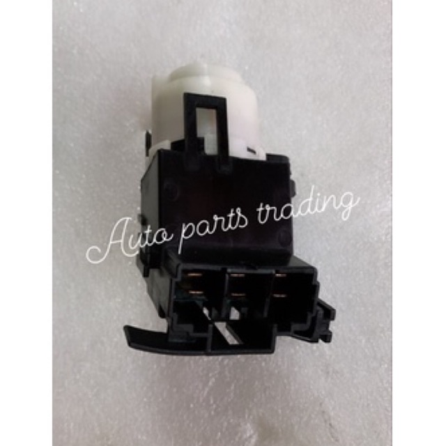 FORD LASER 1994 IGNITION KEY SWITCH 6PIN | Shopee Malaysia