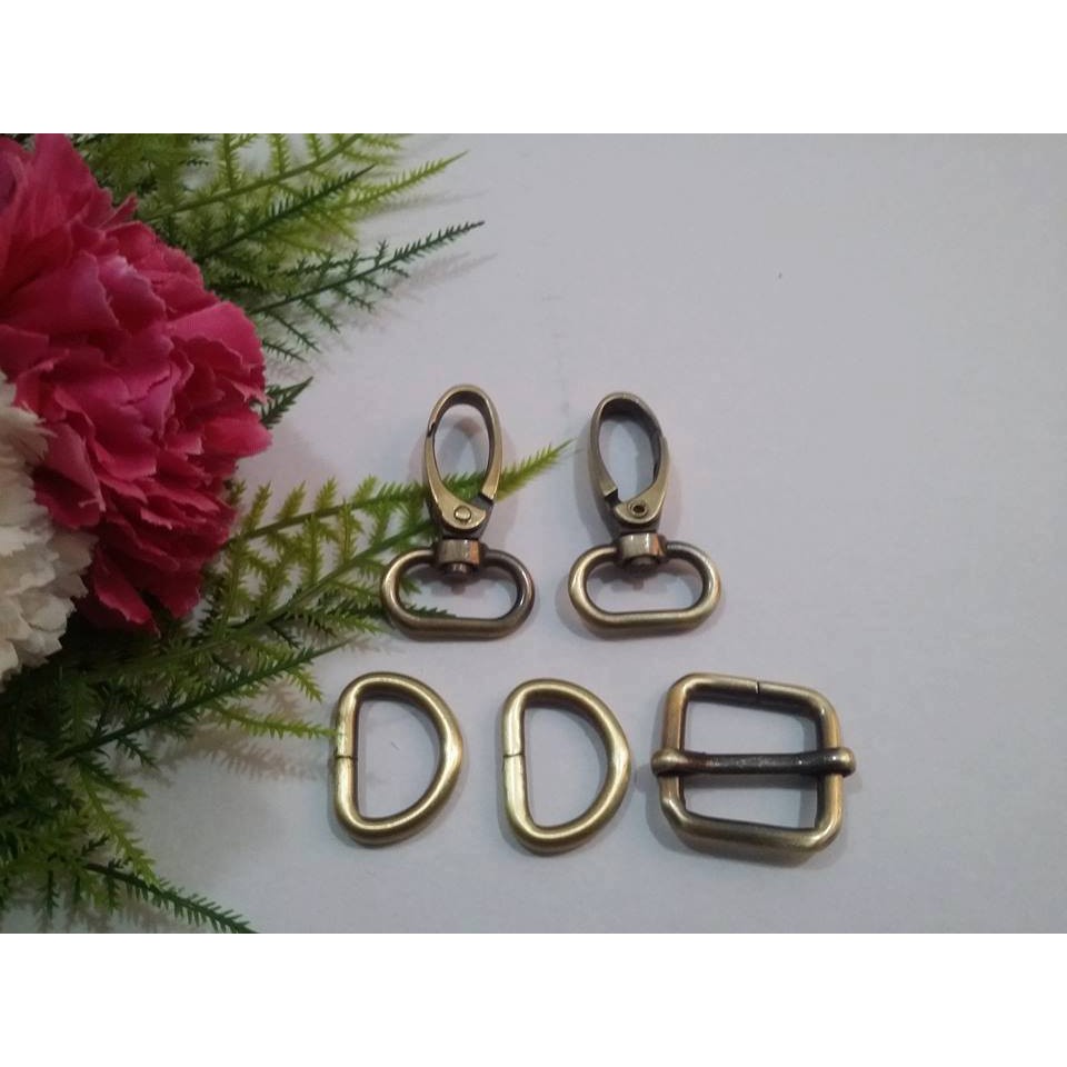 SET A ( 2 lobster Clasp + 2 d-ring + adjuster) | Shopee Malaysia