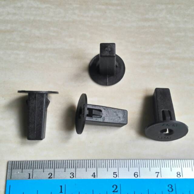 Innova liner bolt mounting clip | Shopee Malaysia