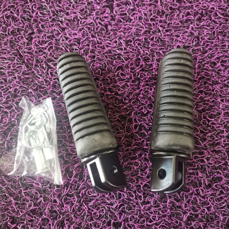 ( BLACK ) Y15ZR / FZ 150-I FRONT FOOT REST SET / Y15 TAPAK KAKI DEPAN ...