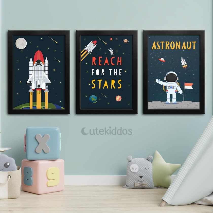 HIASAN DINDING Children's Room Wall Decoration Astronaut Motif Solar ...