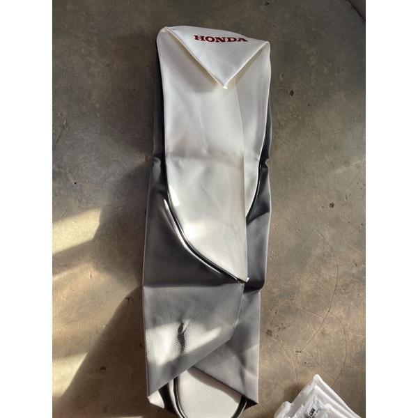 c70 seat cover Ada cop Honda mesti cun Kain tebal | Shopee Malaysia