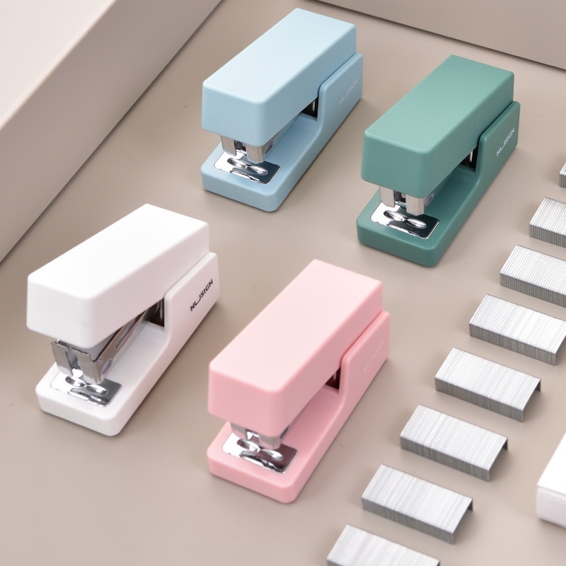 INS Portable Morandi Colour Minimalist Style Mini Stapler Set (Staples ...