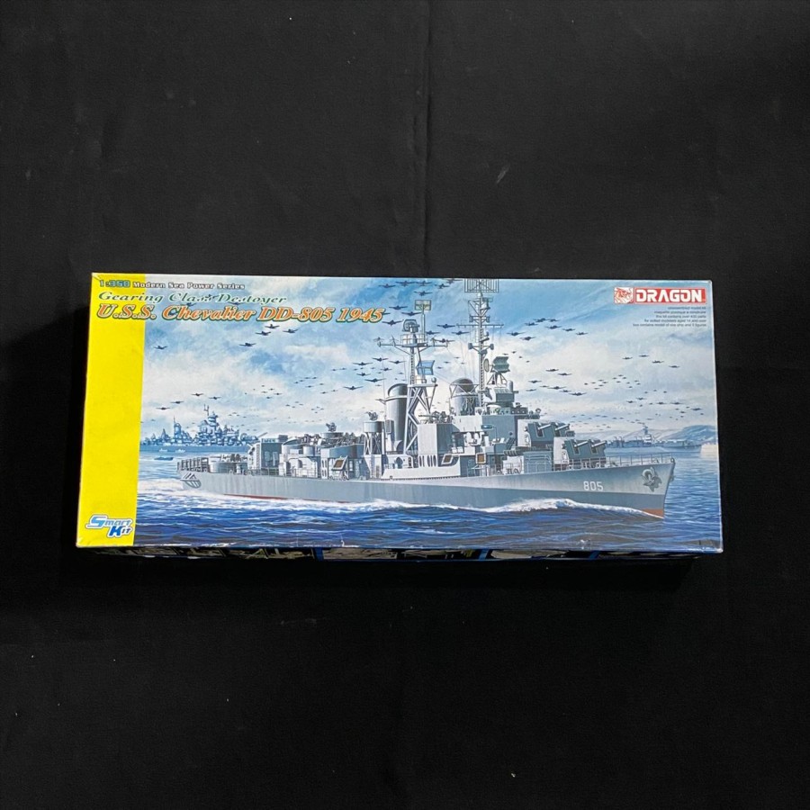 Dragon Gearing Class Destroyer U.S.S. Chevalier Dd-805 1945 Scale 1 / ...