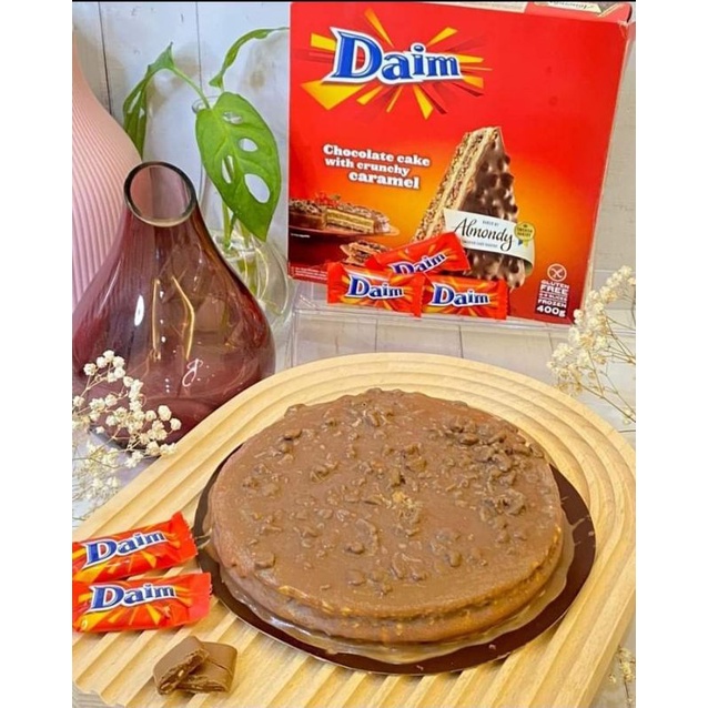 Daim Caramel Chocolate Cake (Foambox + Ice Pack) | Shopee Malaysia