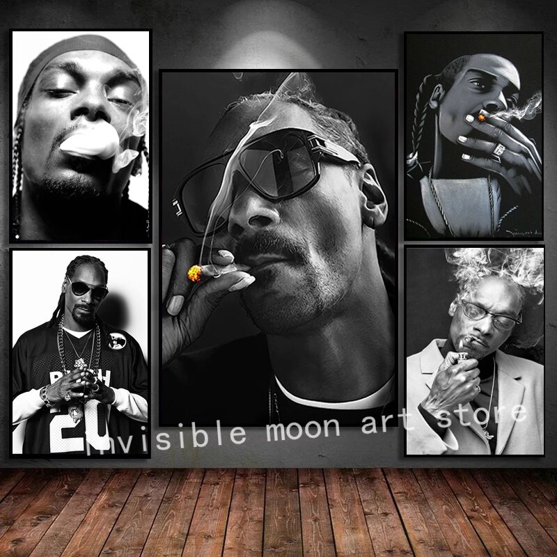 Well Known Black and White Hip Hop Rapper Snoop Dogg Smoking Art Poster ...