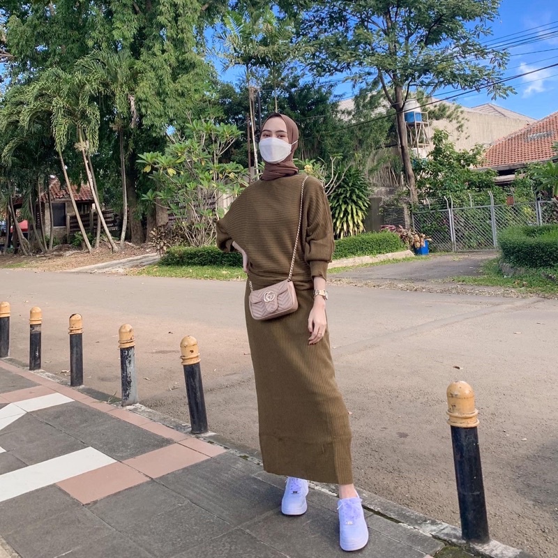 Oneset knit (1 set) | Shopee Malaysia