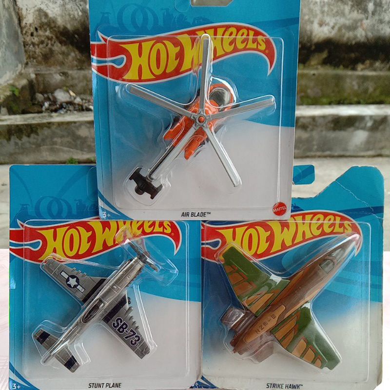 HIJAU Hotwheels plane stick hawk green air blade orange diecast hot ...