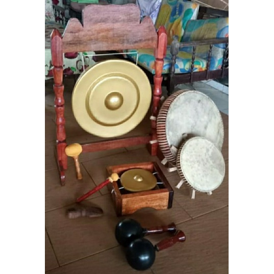 satu set alat muzik tradisional dikir barat buatan orang kampung ...