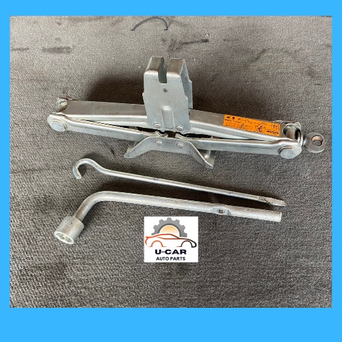 Car Jack Manual Scissor Jack Set(High Profile) With Open Tyre Tools ...