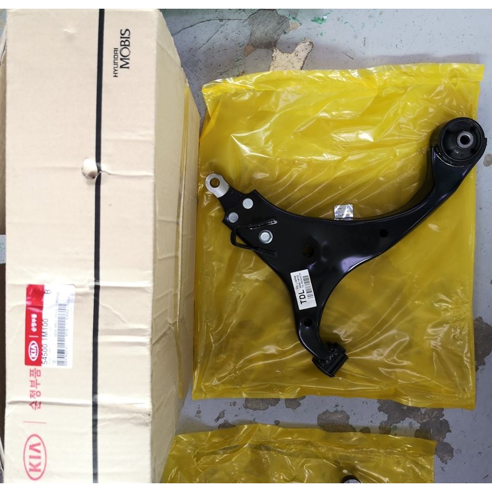 FRONT LOWER ARM LEFT (GENUINE PARTS) KIA FORTE 1.6 / 2.0 / FORTE KOUP ...