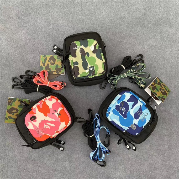 Sling beg beg sandang BAPE a bathing ape head camouflage messenger bag ...