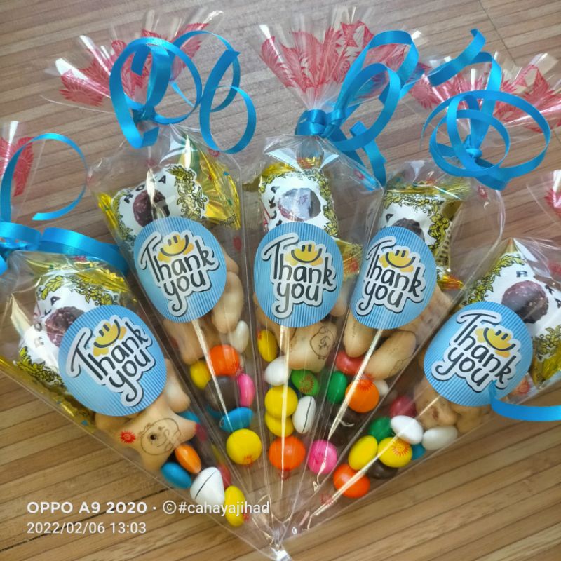 GIFT BIRTHDAY WEDDING KAHWIN COKLAT M&M BISKUT KOALA KID | Shopee Malaysia