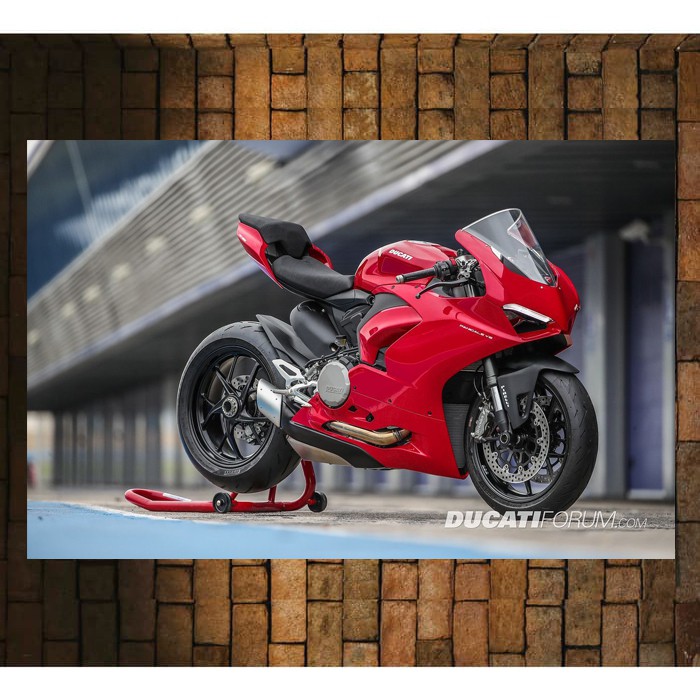 Ducati Motorcycle Poster | Shopee Malaysia