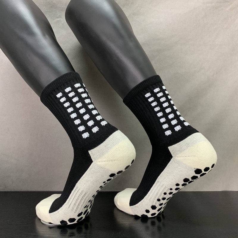 stokin bola budak grip socks Niubi god socks football socks towel ...