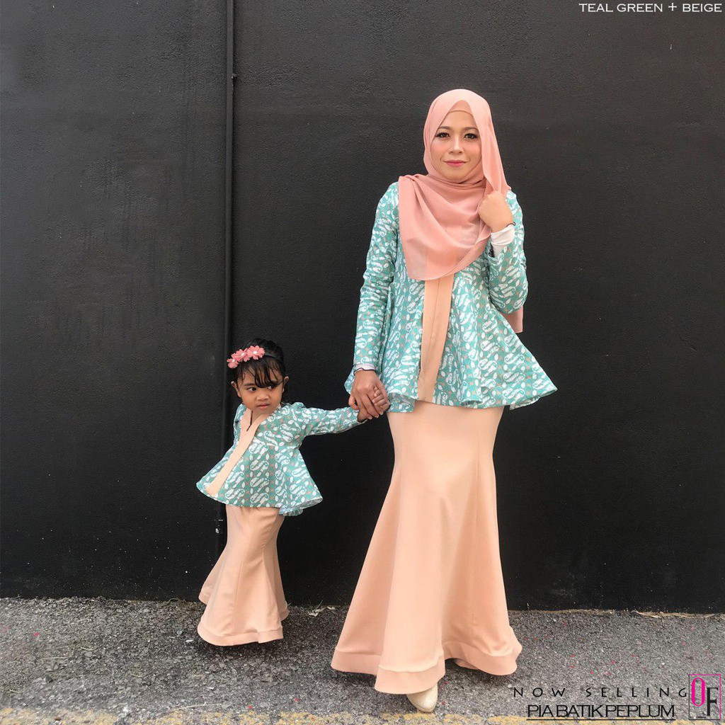 BAJU SEDONDON IBU DAN ANAK ( PIA BATIK PEPLUM - TEAL GREEN + BEIGE ...