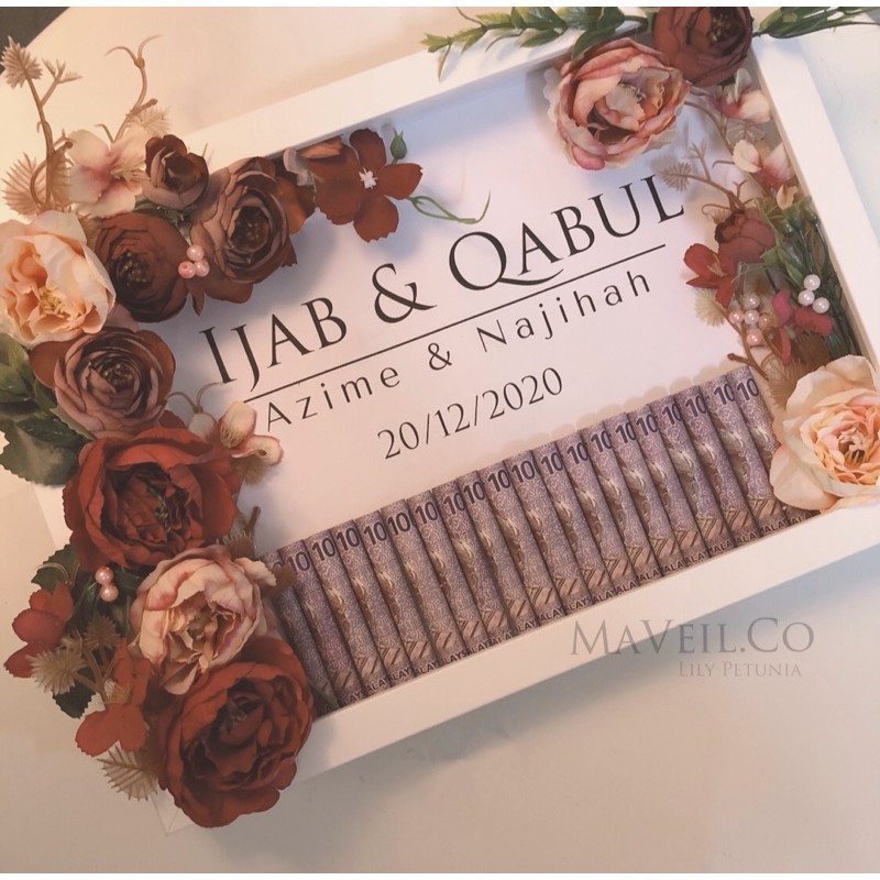 Gubahan Frame Mas Kahwin (Frame 3D Flower Box) Frame + Bunga + Nama ...