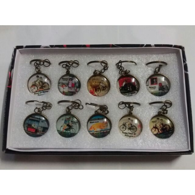👍🏻Ready Stock 👍🏻 Penang Street Art Souvenier Key Chain | Shopee Malaysia