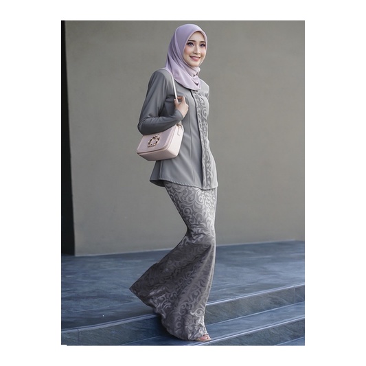 Kadeeja Kebaya by Zefiks (Size M) | Shopee Malaysia