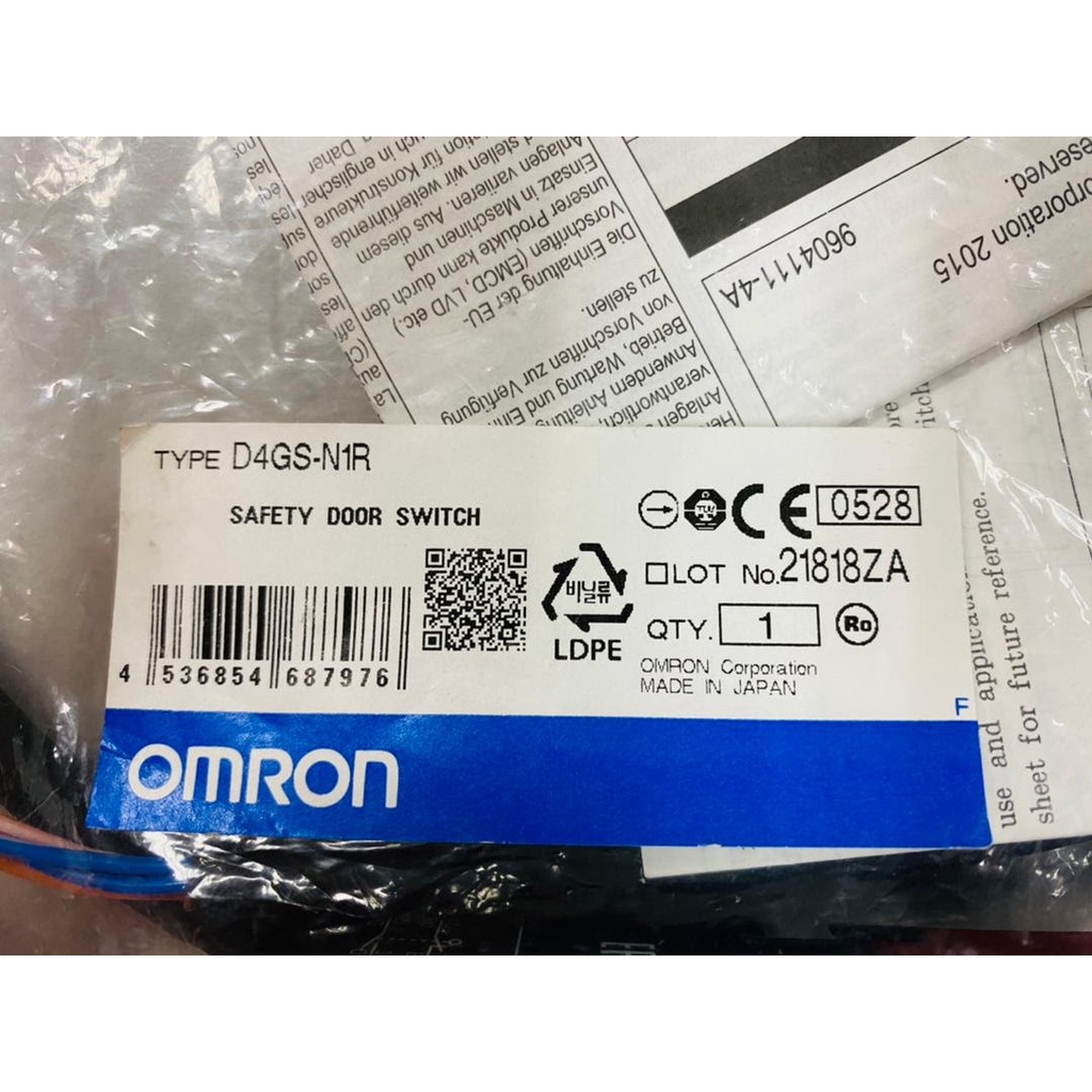 OMRON SLIM SAFETY DOOR SWITCH D4GS-N1R (XYR) | Shopee Malaysia
