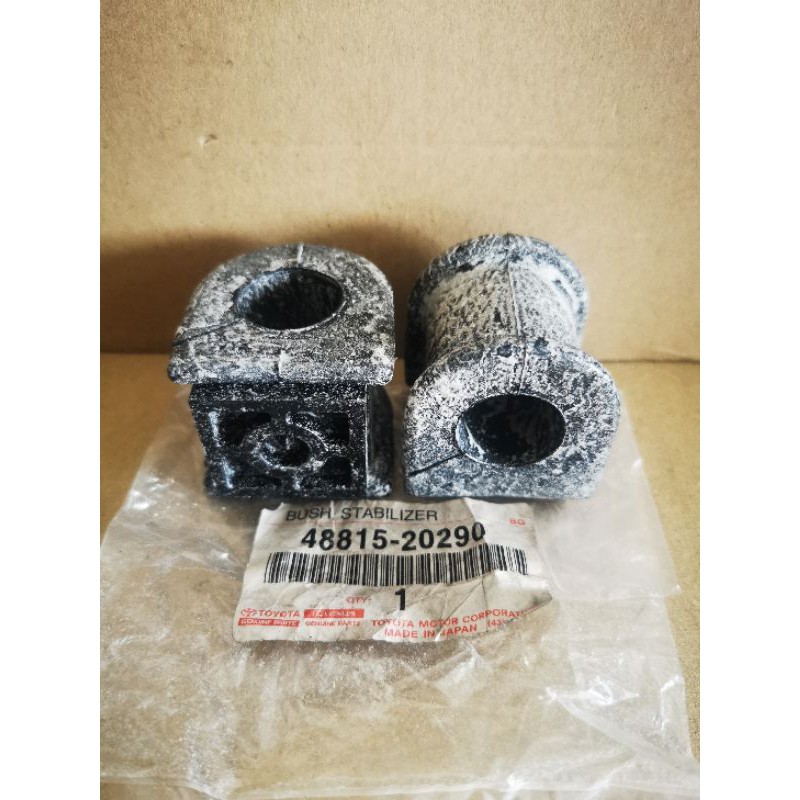 Toyota Wish ZNE10 ZGE20 Stabilizer Bar bush Front ( Original ) **SET ...