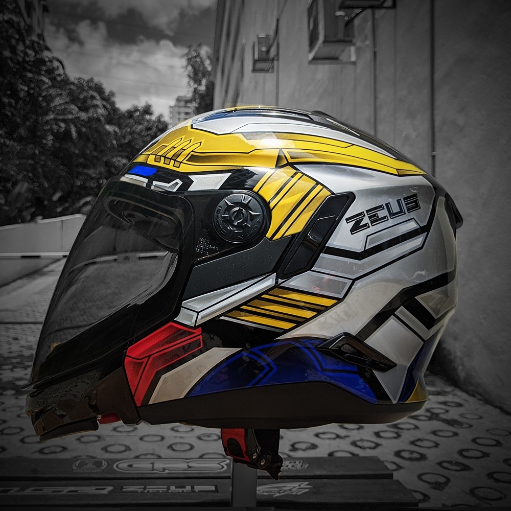 HELMET ZEUS WHITE GUNDAM | Shopee Malaysia