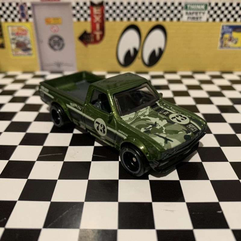 Hot Wheels Datsun 620 2018 Hot Trucks Spectraflame Green Super Treasure ...