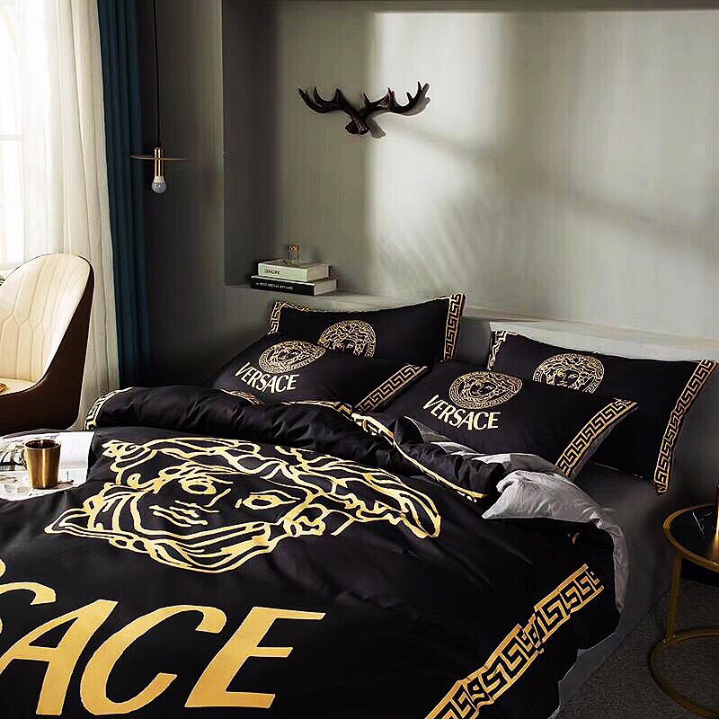 Best Quality Silk Material Fashion Black Versace Medusa Logo Design ...