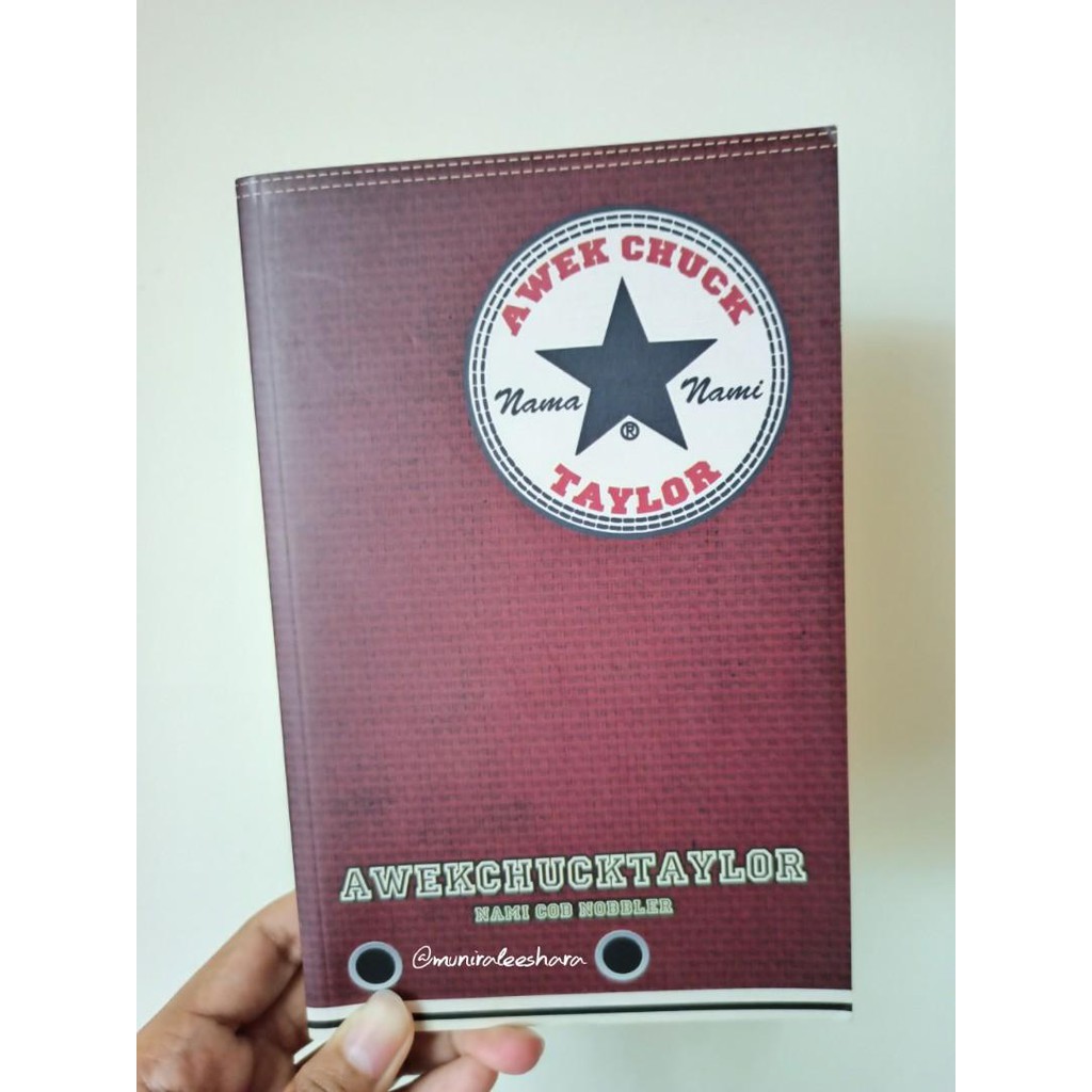 Novel Awek Chuck Taylor by Nami Cob Nobbler | Shopee Malaysia