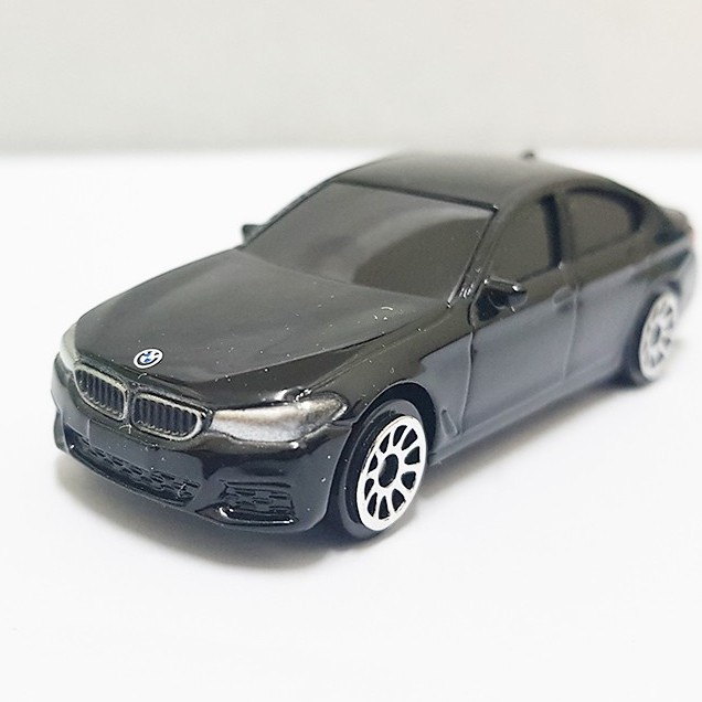 RMZ City BMW M550i scale : 1:64 Black Diecast/ dark blue(6cmx2.5cmx2cm ) | Shopee Malaysia