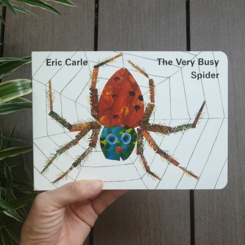 The Very Busy Spider by Eric Carle (Board Book) | Shopee Malaysia