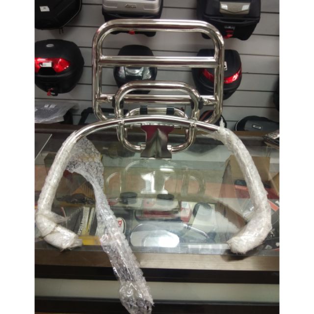 Vespa Sprint rear rack chrome original | Shopee Malaysia