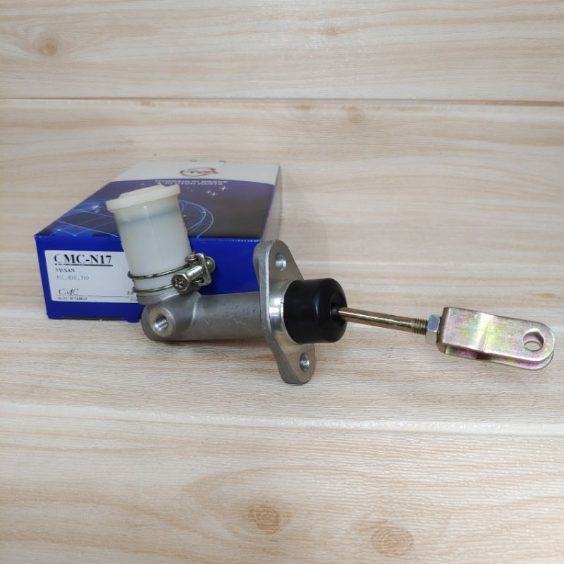 DATSUN NISSAN BLUEBIRD 510, 610, 710 TOP CLUTCH MASTER PUMP CYLINDER ...