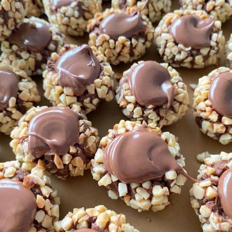 nutella RARA PREMIUM COOKIES NUTELLA NUTBALL SEA SALT CHOCOLATE CHIP ...