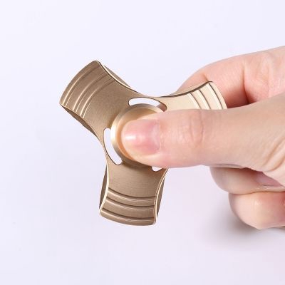 HAND SPINNING FIDGET TOY FINGER GYRO (GOLDEN) | Shopee Malaysia