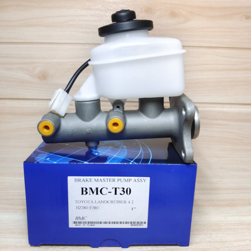TOYOTA LAND CRUISER HZJ80 HDJ80 BRAKE MASTER PUMP CYLINDER BMC-T30 ...