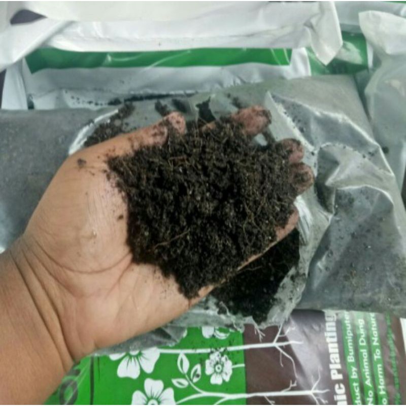 1Kg - Tanah Hitam 4in1 ( Organic Black Soil ) | Shopee Malaysia