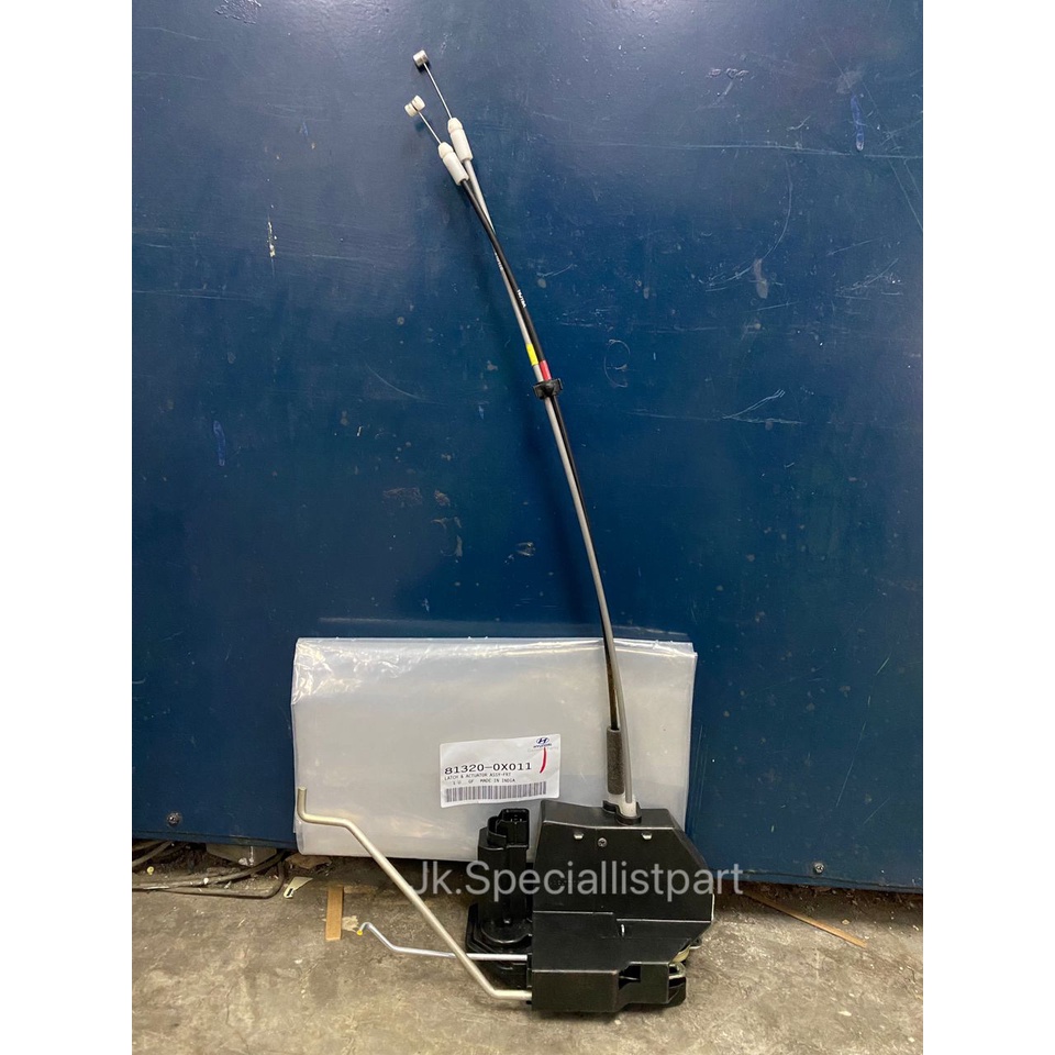 DOOR LOCK / DOOR LATCH FRONT LEFT / RIGHT (CABLE TYPE, NO ACTUATOR ...