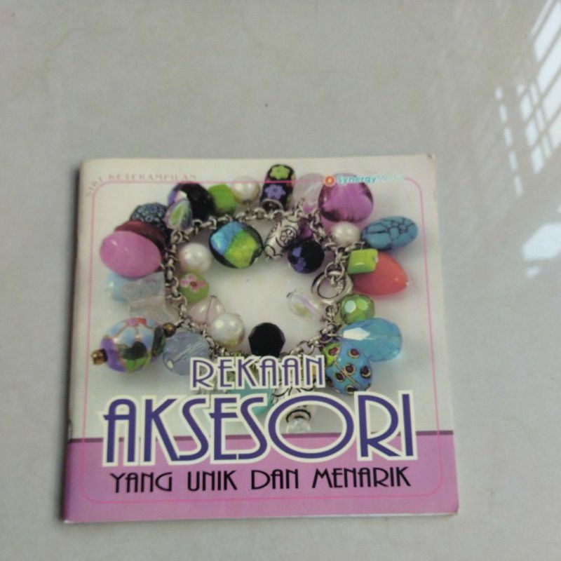 Buku DIY Kait,buku sulaman manik labuci,buku kain felt,buku stocking ...