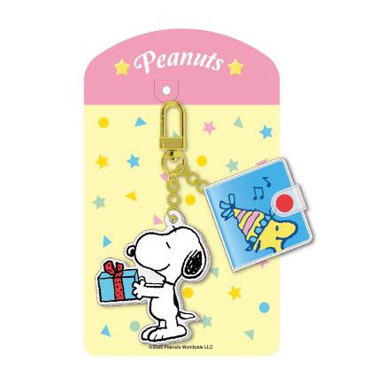 Peanuts Snoopy key ring character goods Snoopy Acrylic keyring Made in ...